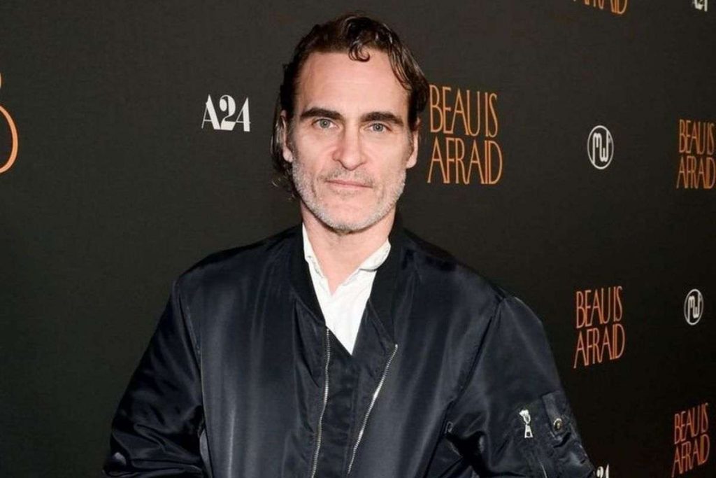 Salen a la luz las primeras imágenes de Joaquín Phoenix como Napoleón ...